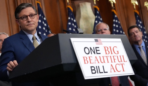 Fixed Income Monthly - Fidelity International